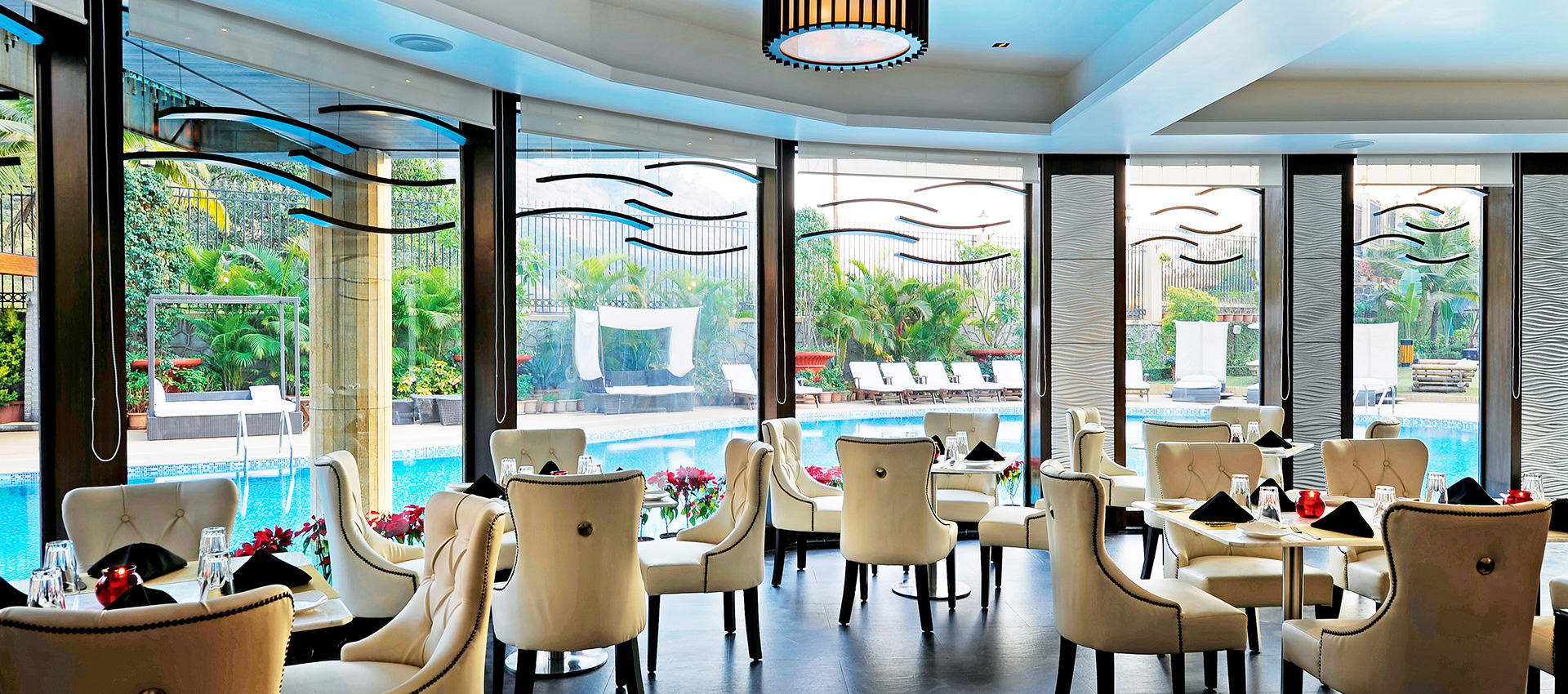 Café 24 - Della Resorts